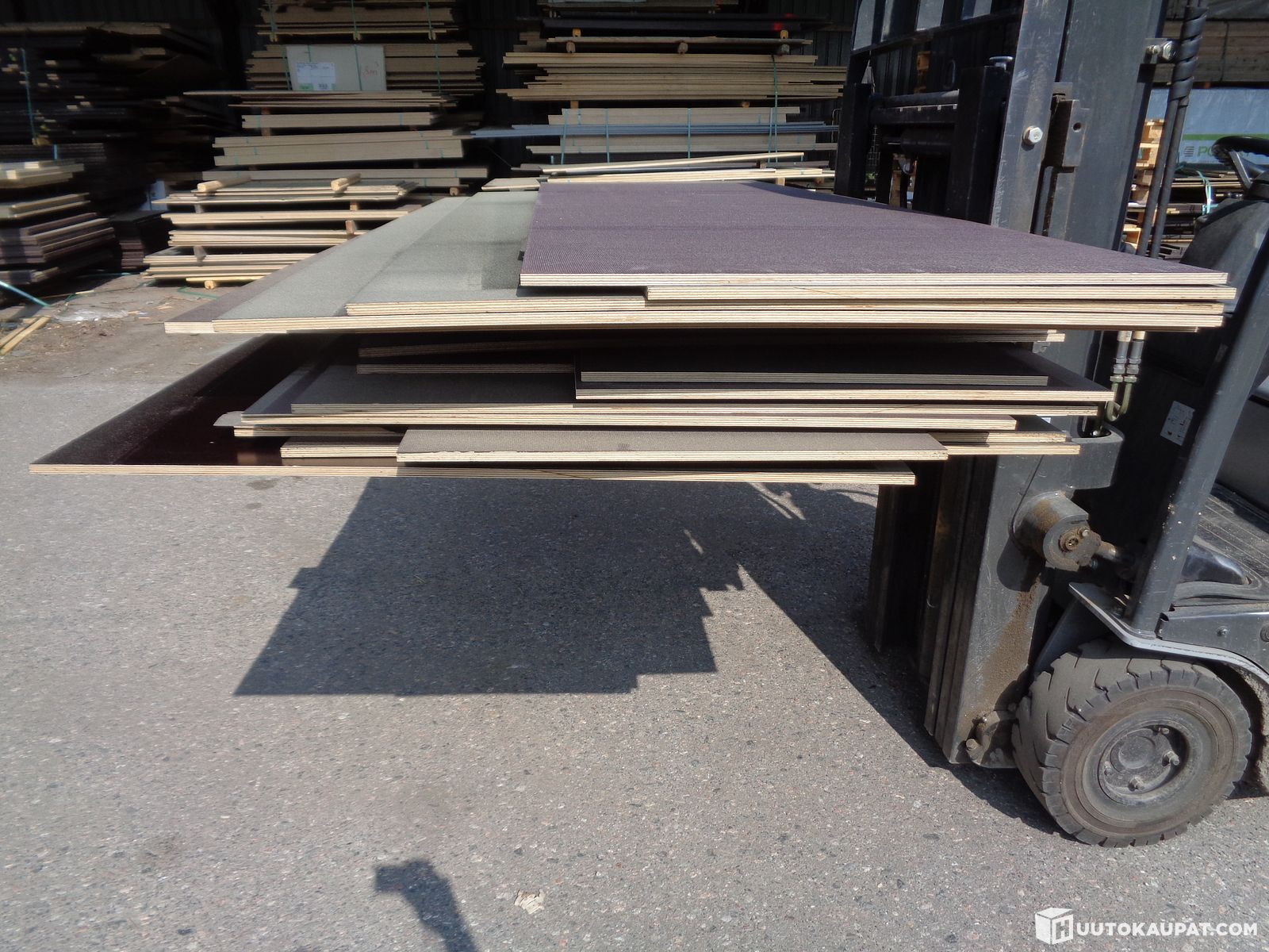 12 mm filmivaneri 21 kpl / 40 m2, Lahti | Huutokaupat.com