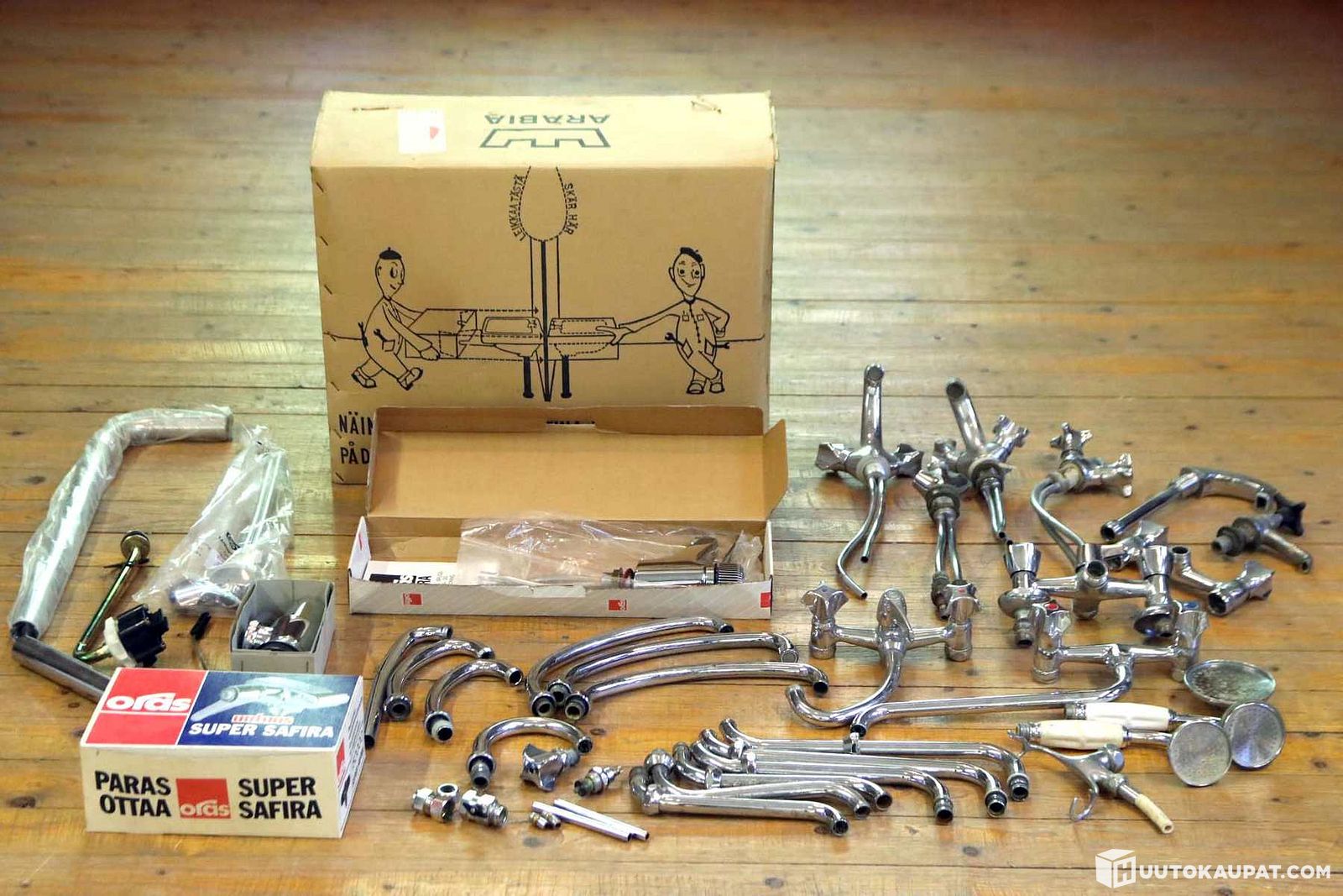 Erä vanhoja hanoja ja hanojen osia + Arabia wc-allas, Riihimäki ...