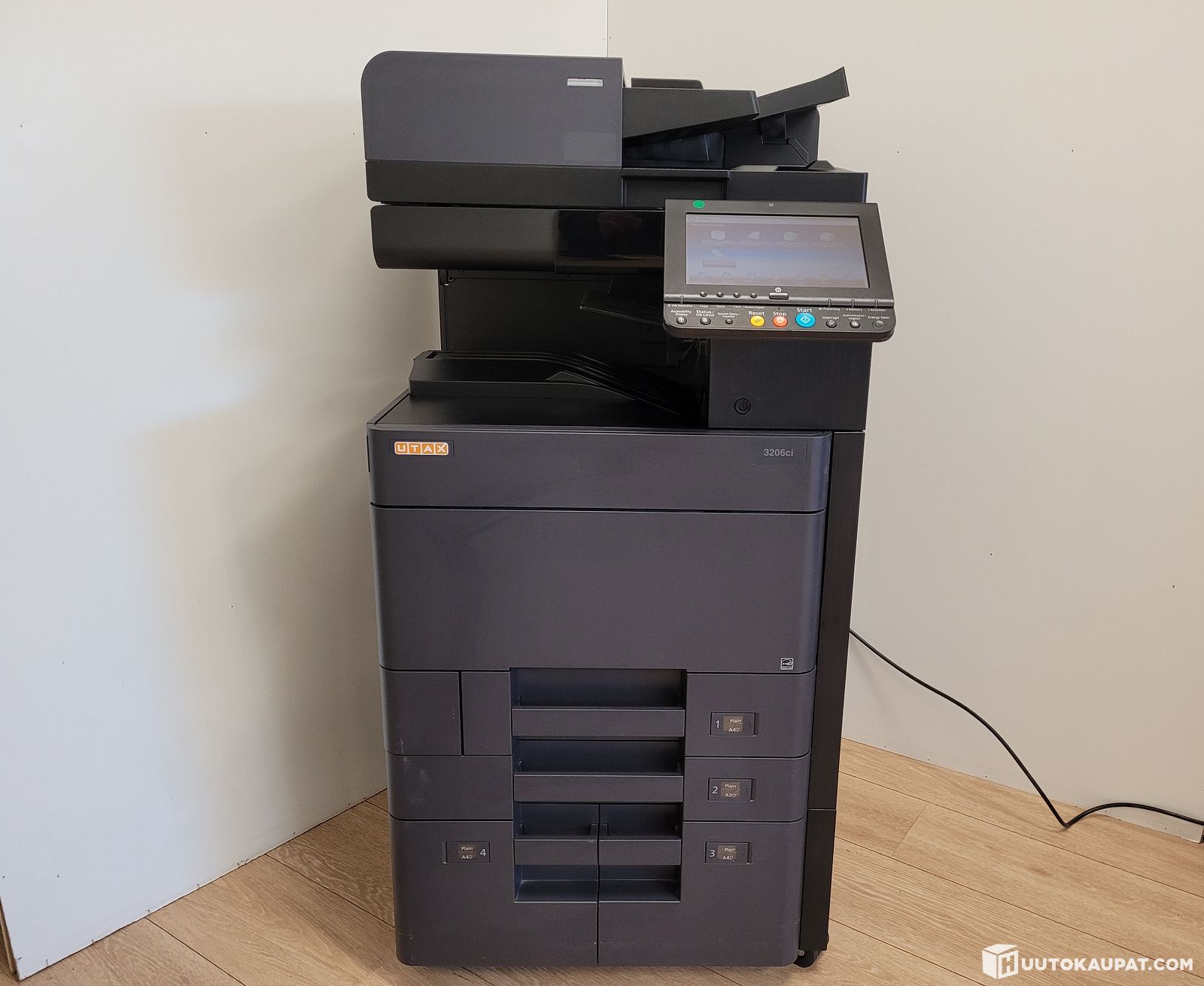 **TAKUU** UTAX 3206ci, A3/A4 kopiokone, tulostin ja verkkoskanneri ...