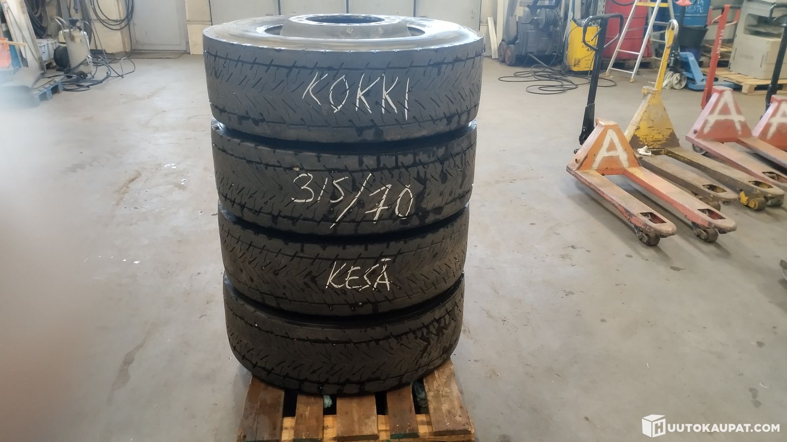 Kuorma-auton rengas 315 / 70R / 22,5 Vetopinta, Goodyear, Mäntsälä ...