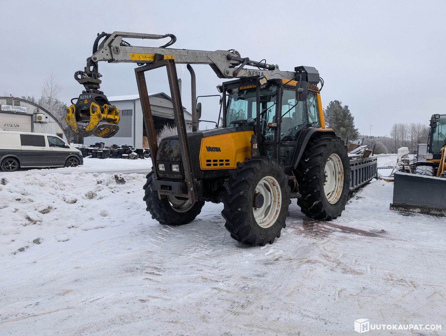 VALMET 6400-4-4X4/233, 524-VAG, Auran Kuljetuspalvelu Oy konkurssipesä ...