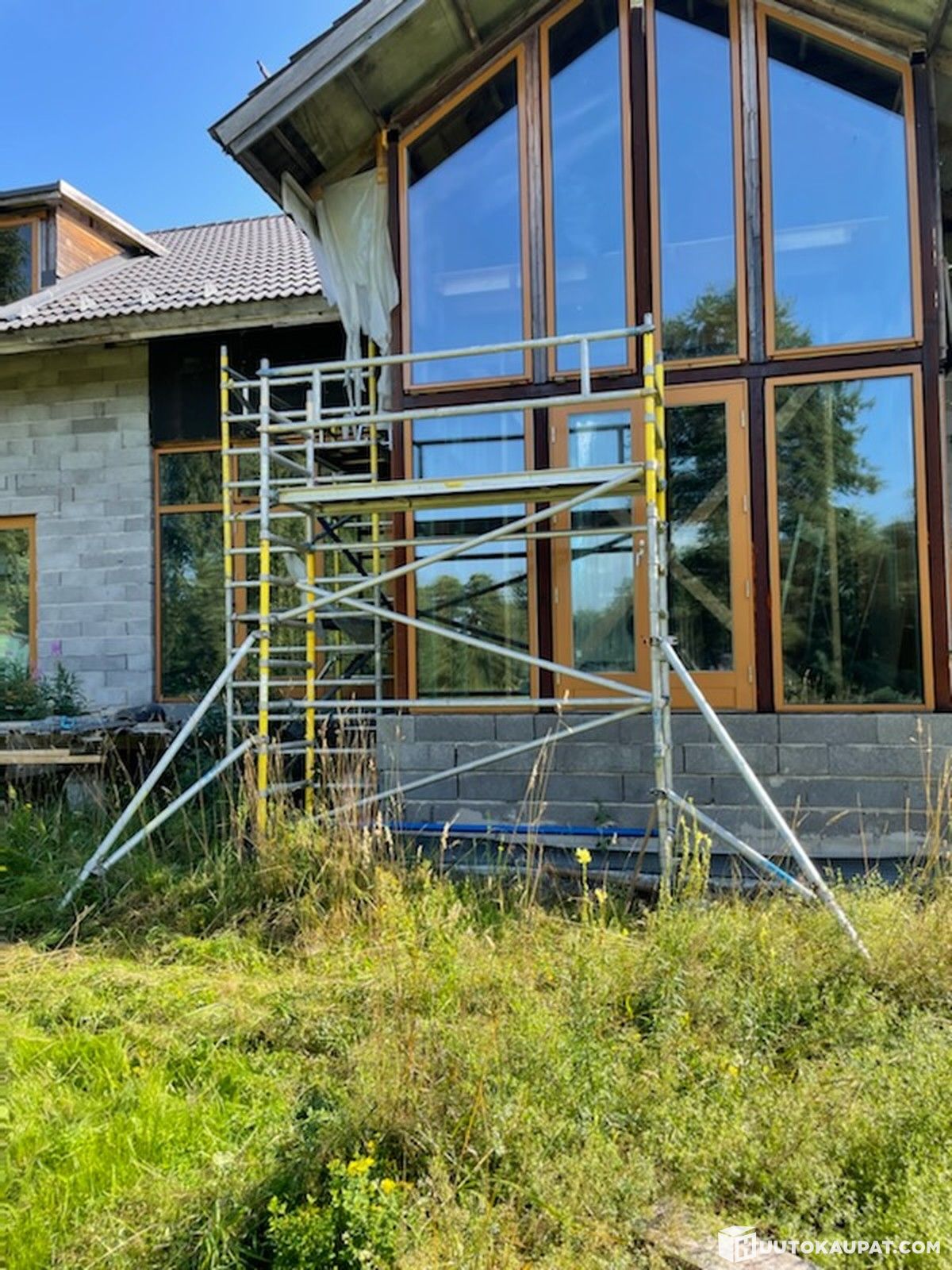 Alumiini telineet. Espoon asennus-ja saneerauspalvelu (1897059-0) kp, Helsinki | Huutokaupat.com