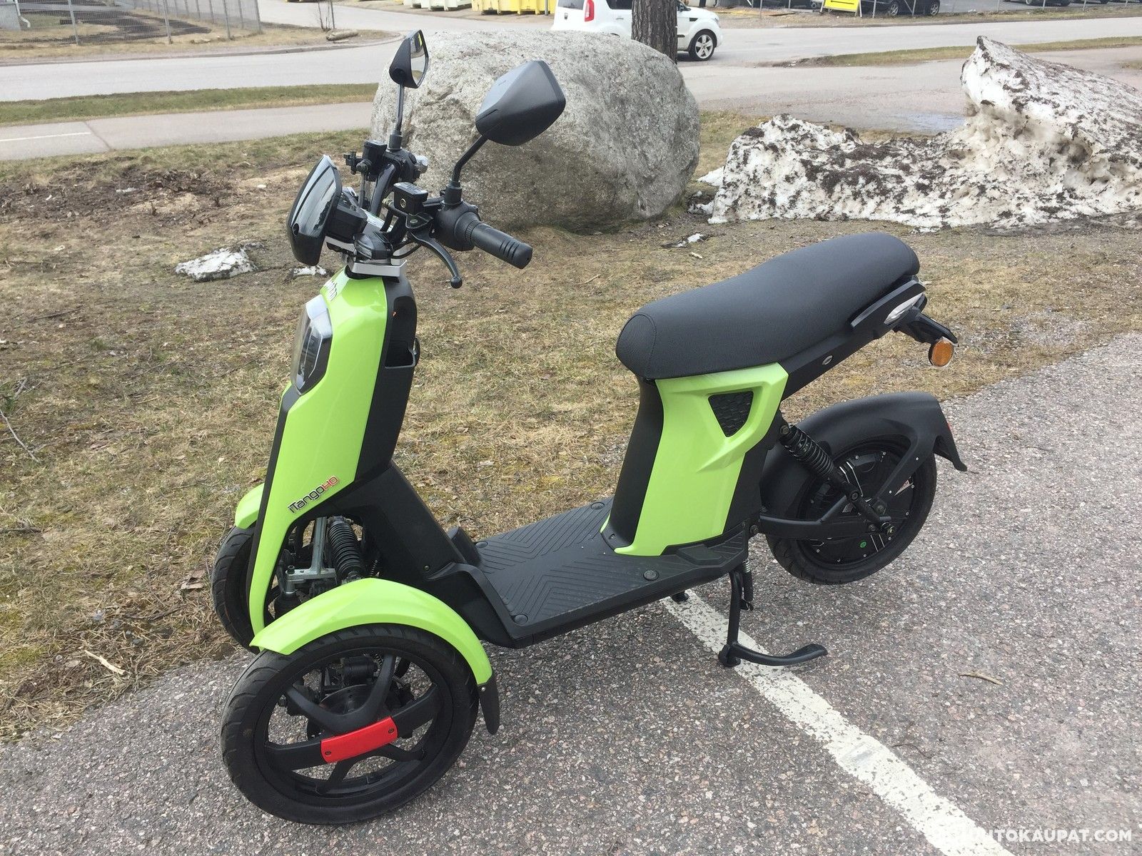 Uusi. Sähköskootteri/mopo 45 Km/h. Doohan iTango Bosch moottori 1200W ...