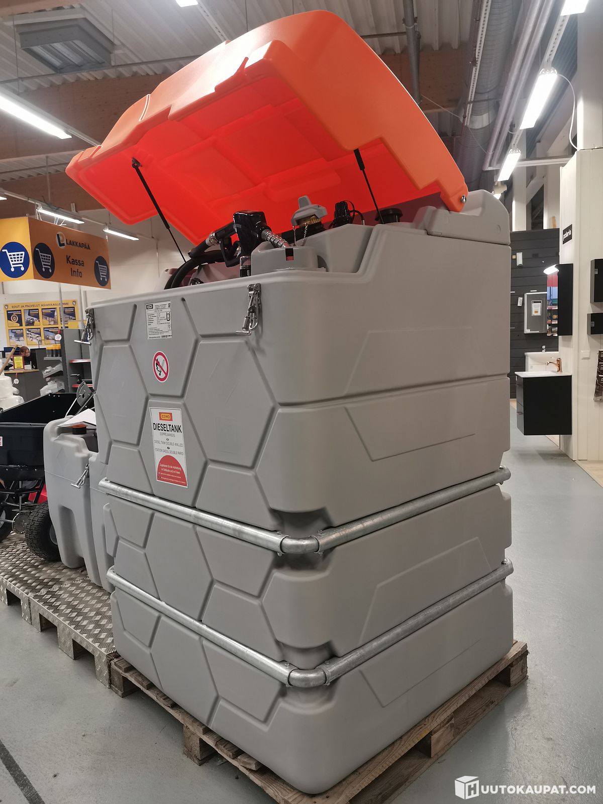 Polttoainesäiliö Cemo Cube 1500l, Rovaniemi | Huutokaupat.com