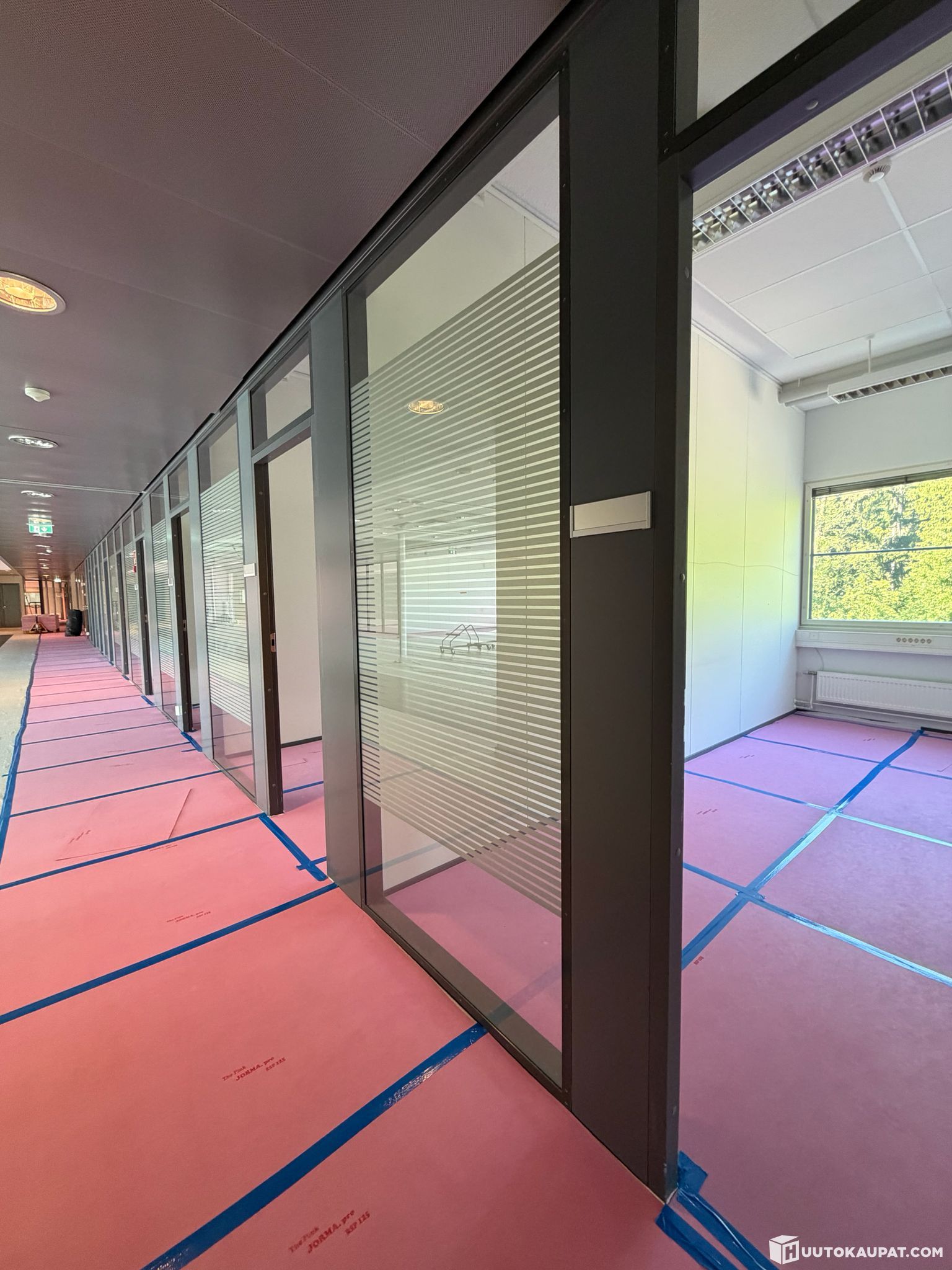 Lasi moduulit tamglass/pal-klaas ja ovet, Helsinki | Huutokaupat.com