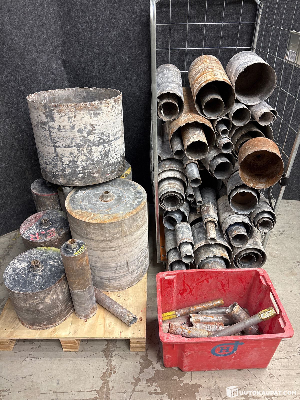 Timanttiporan terät (erä 1372) ETELÄN RAKENNUS OY konkurssipesä 3579204 ...