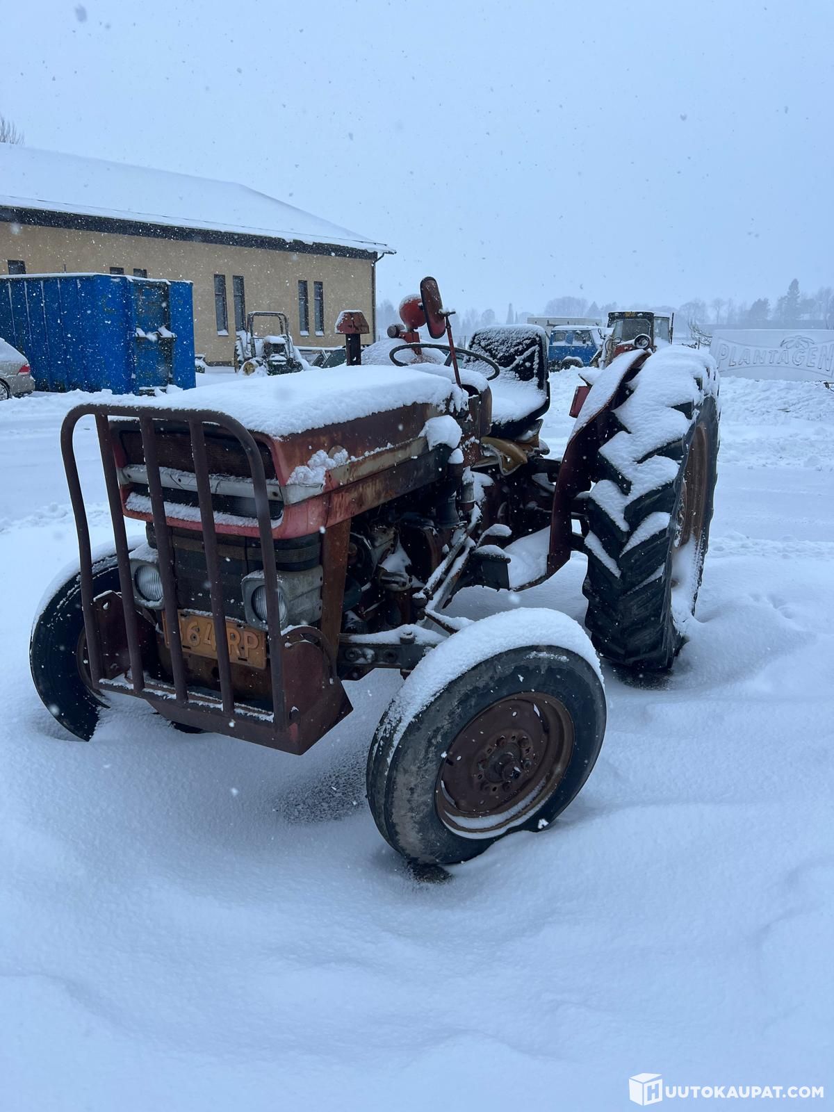 Massey Ferguson 135, 1965 — fire-damaged, Laitila | Huutokaupat.com