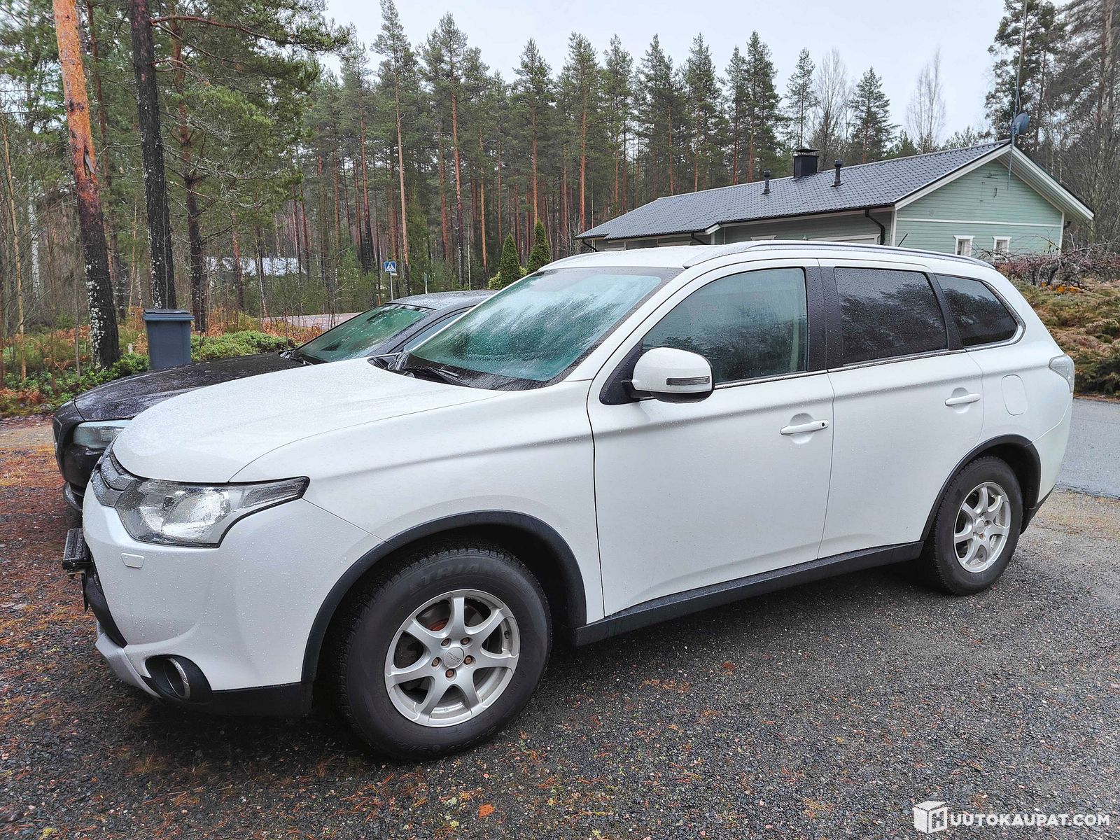 Mitsubishi Outlander *ACC, Rear camera, Towbar, Heater*, 2014 ...