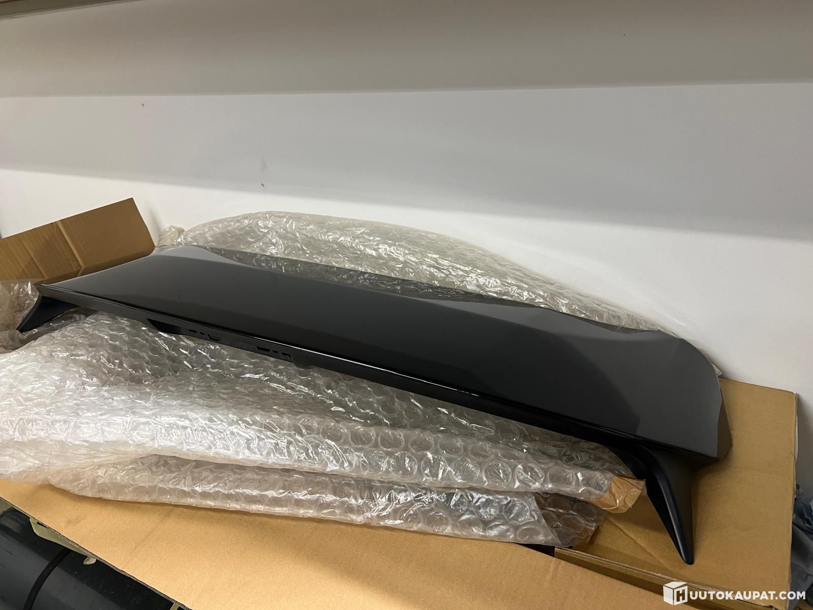 Mitsubishi Eclipse Cross 2024 standard rear spoiler, Jyväskylä ...