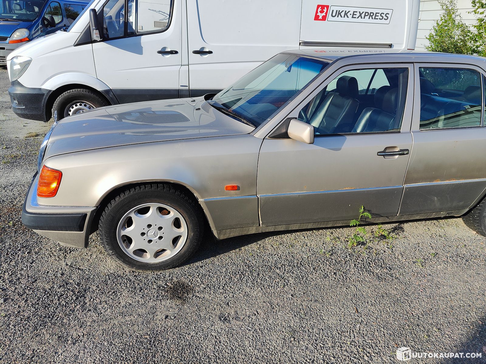 Mercedes-Benz 260, 1991, Rovaniemi | Huutokaupat.com