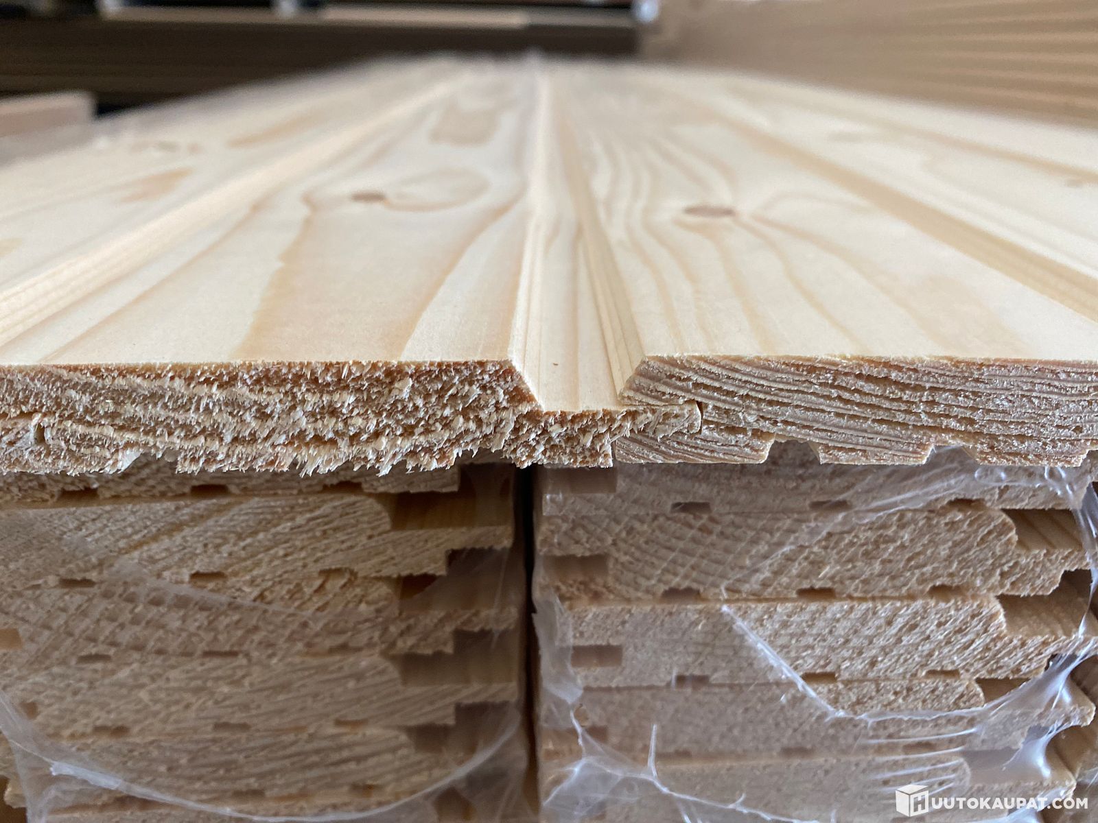 Kuusipaneeli18x95x3600mm STV 990jm/84.18m2, Kalajoki | Huutokaupat.com