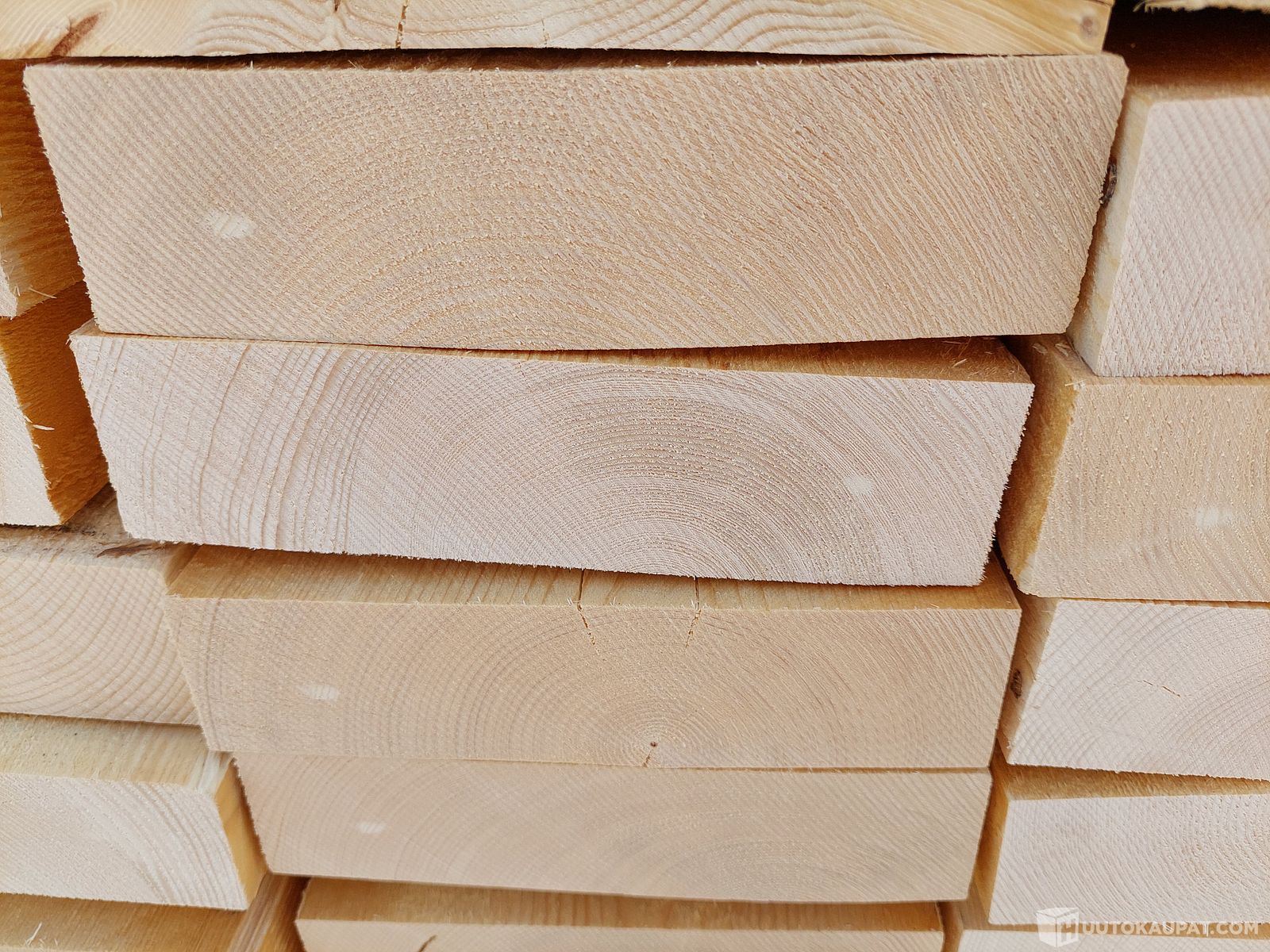 LANKKU, PUUTAVARA, PUUTAVARAA 50X200 513,3M PAKETTI 3566, Alajärvi | Huutokaupat.com