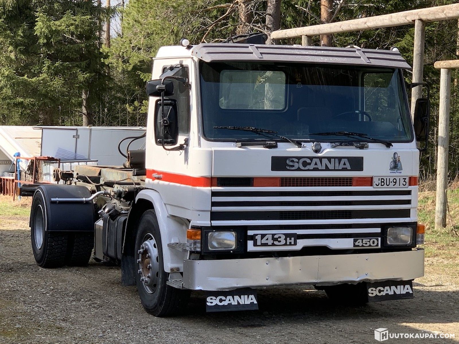 Scania 82 nosturilla ja vaihtolavalaitteella, Rautalampi | Huutokaupat.com