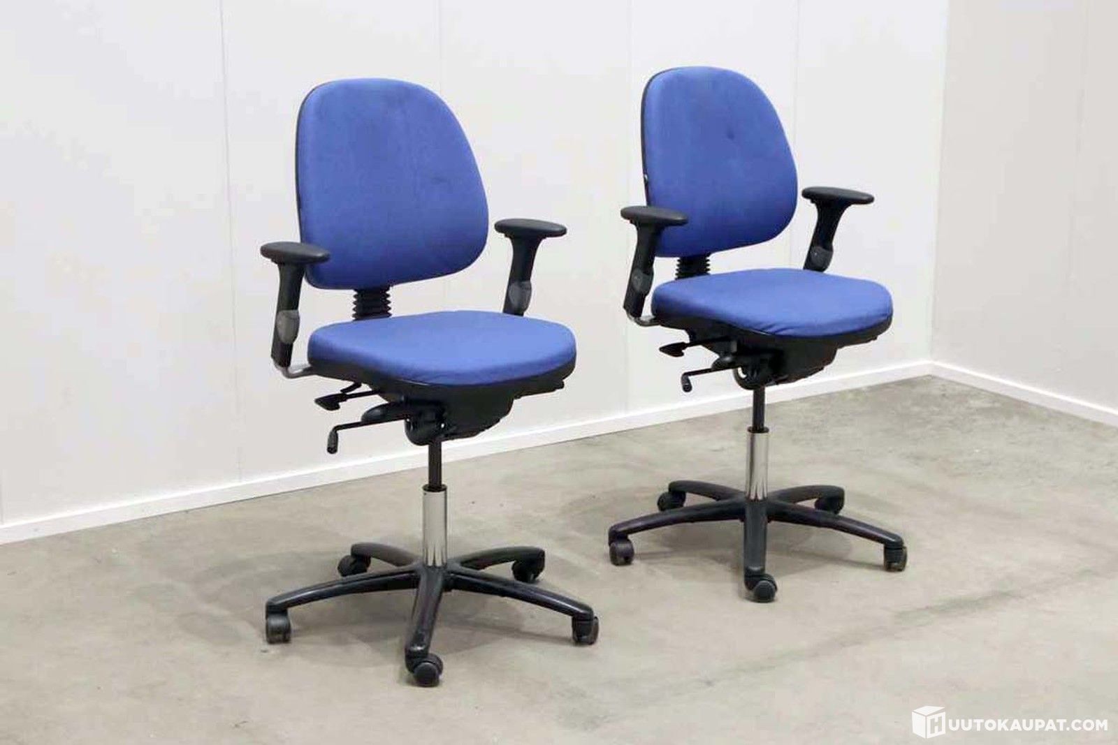 Martela Logic-työtuoleja 2 kpl. TT1/TTT/R1813, Vantaa | Huutokaupat.com