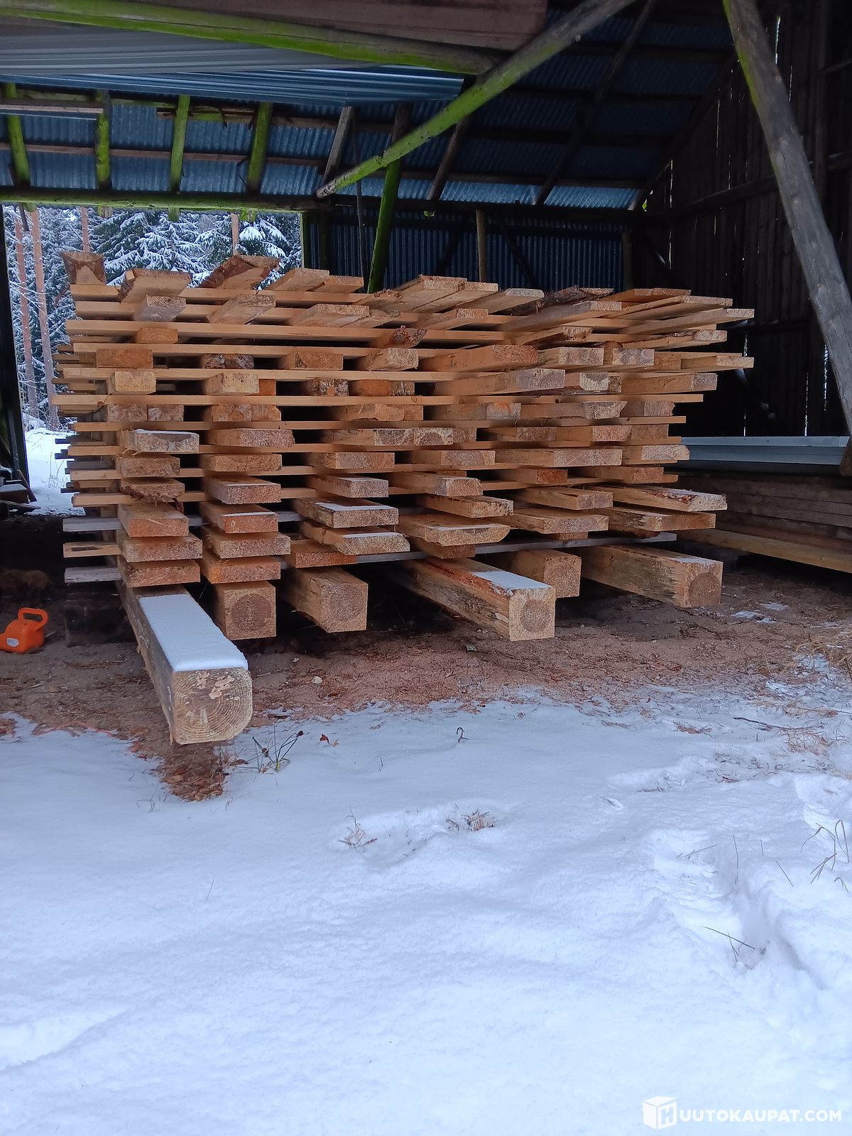 Timber — beams, planks, battens and boards, Pöytyä | Huutokaupat.com