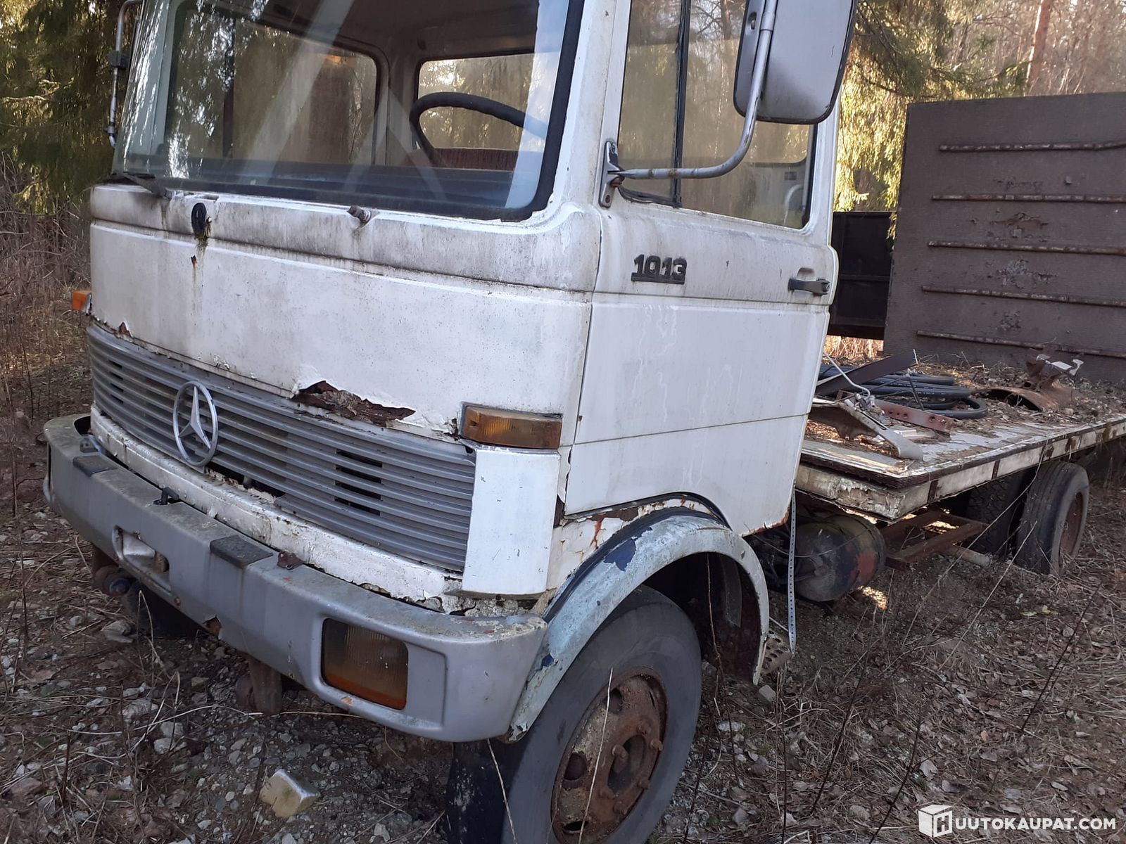 Matkailuautoprojekti Mercedes Benz LP-1013, Jyväskylä | Huutokaupat.com