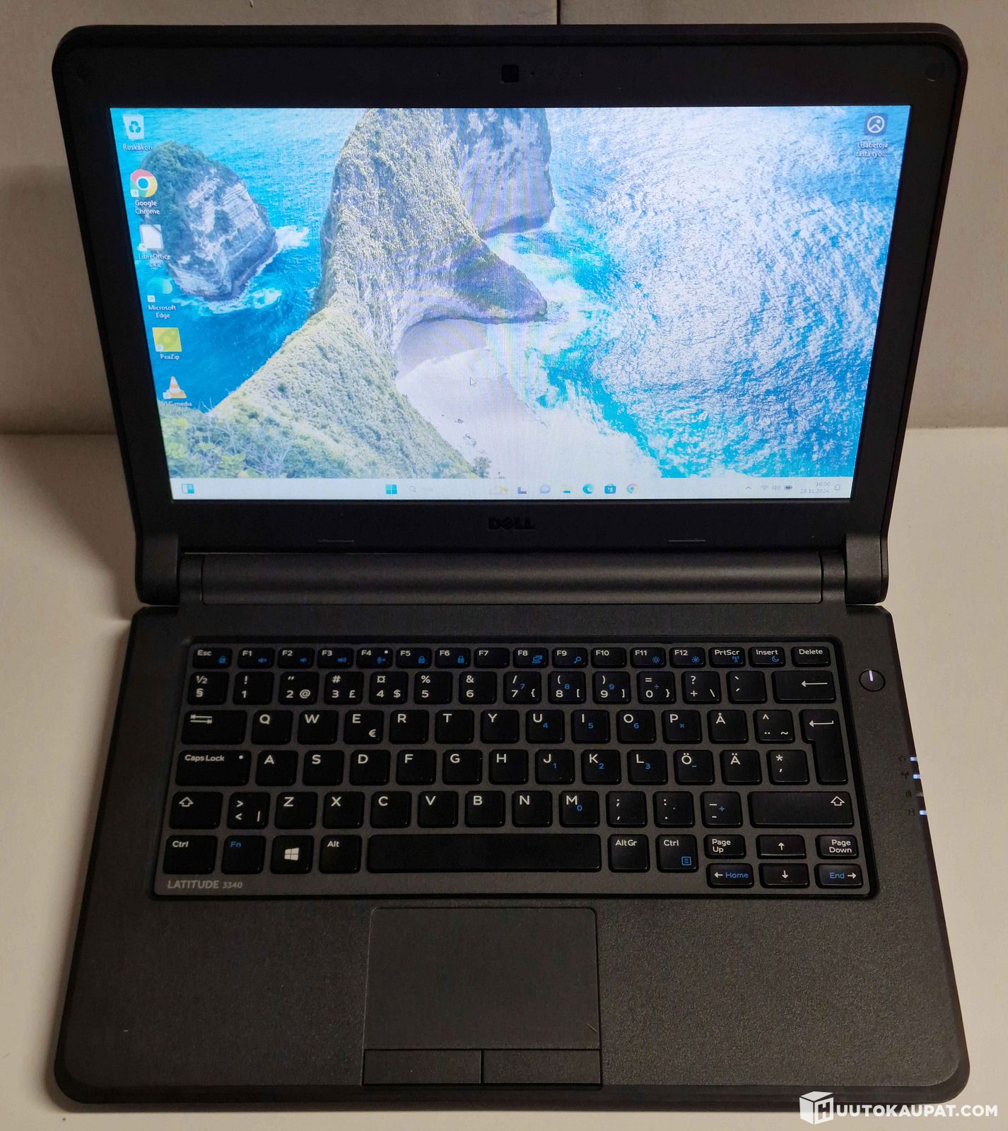 Dell Latitude 3340, 13.3" HD, i3-4005U / 8GB Ram / 500GB HDD / Windows 11 Home, Pöytyä ...