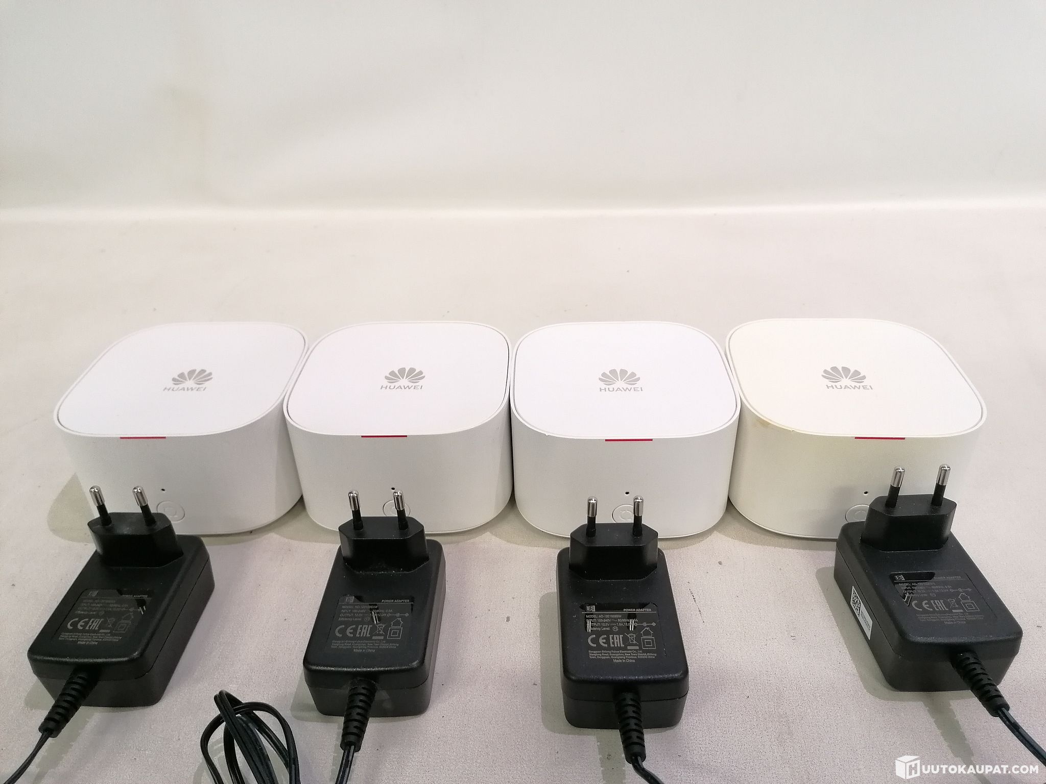 4 kappaletta Huawei WA8021V5, Riihimäki | Huutokaupat.com