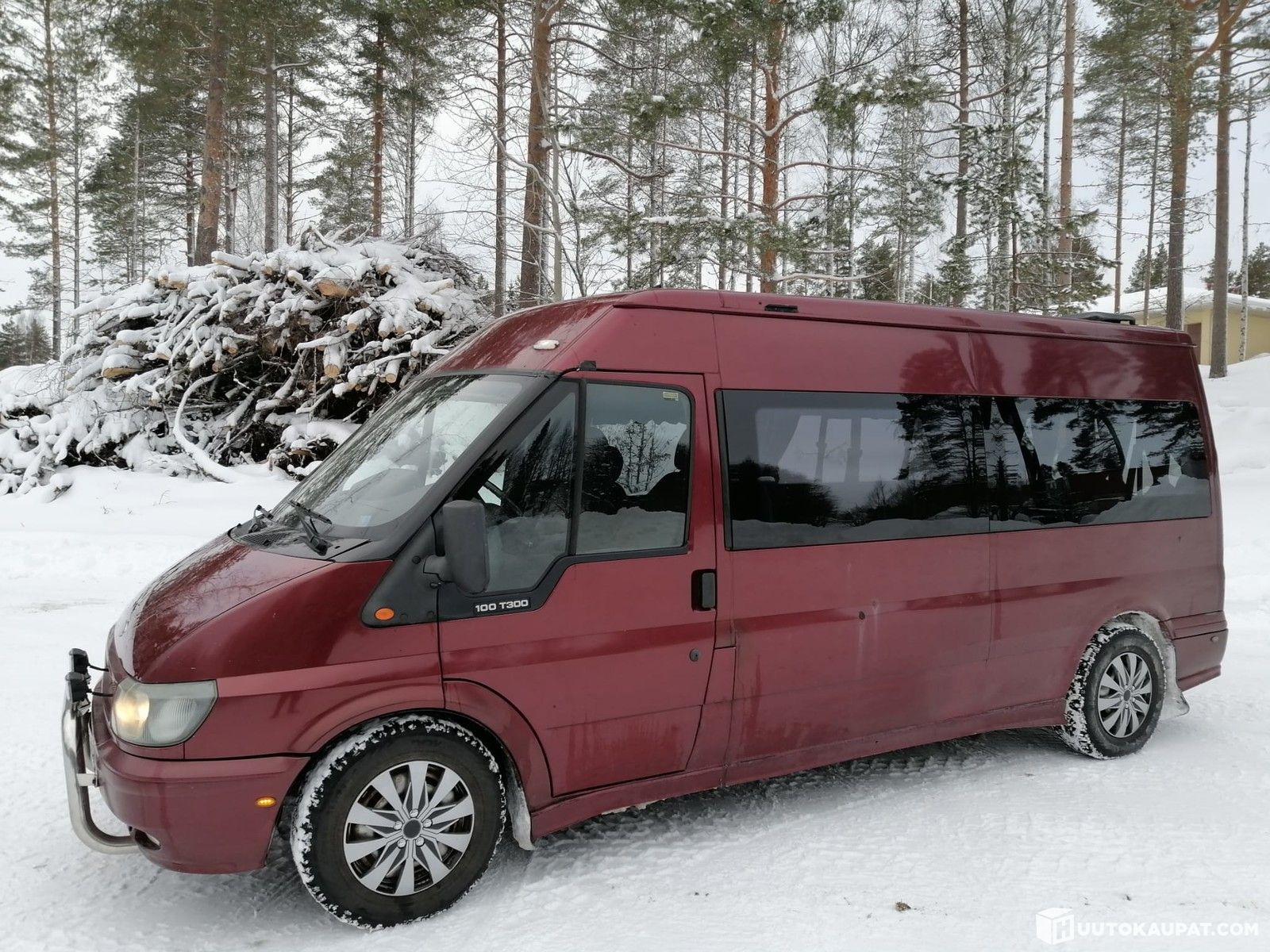 Ford Transit, 2001, 2.0 l, Diesel, 9-hengen retkeily-auto verolla ...