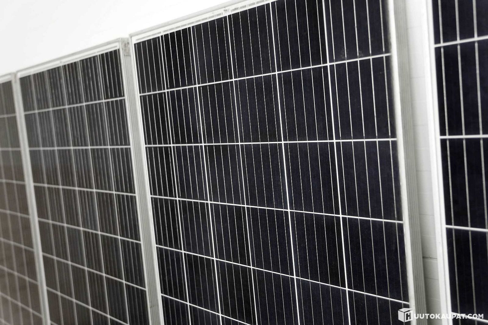 10 pcs Trina Solar 275 W solar panels. S7507, Hausjärvi | Huutokaupat.com