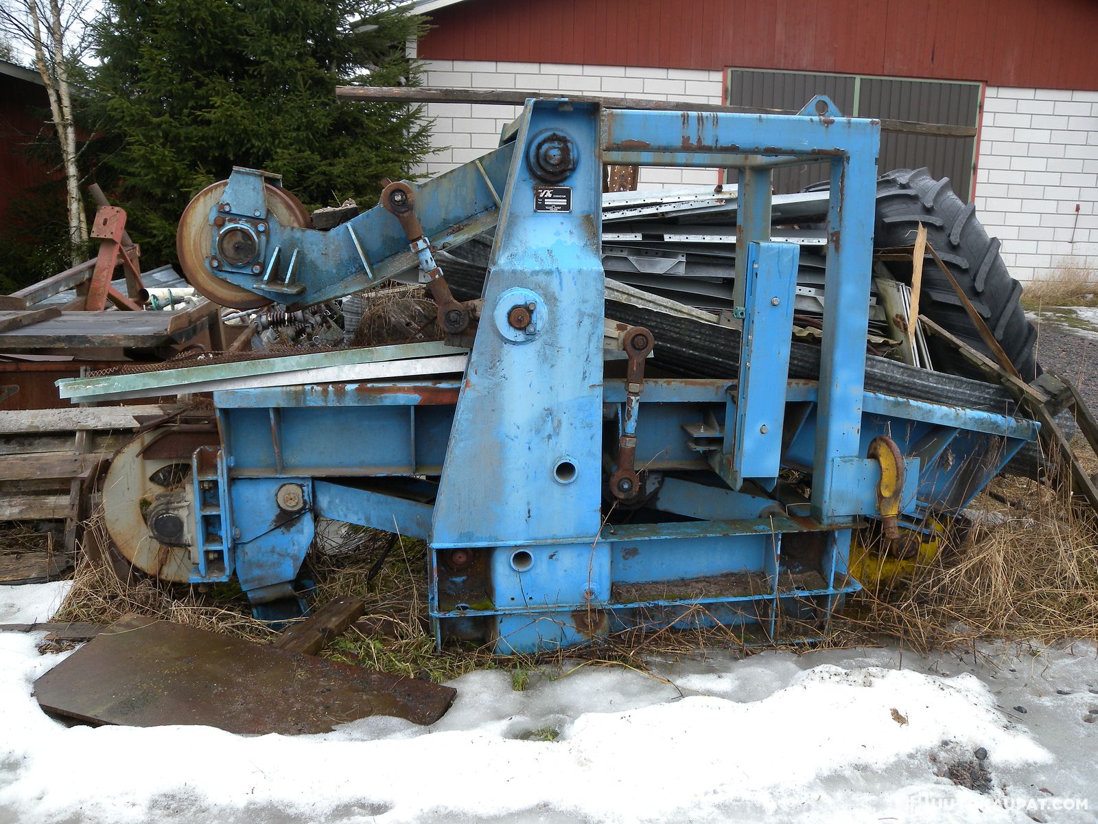 Muu merkki VL tukinsyöttölaite uudella ketjulla, 1996, Eurajoki ...