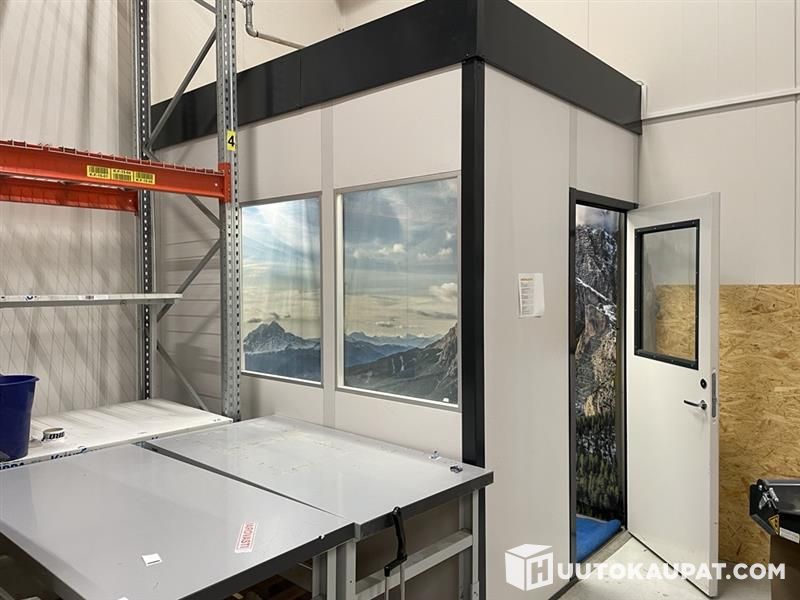 Toimistonurkkaus varastoon / työtilaan, Vantaa | Huutokaupat.com