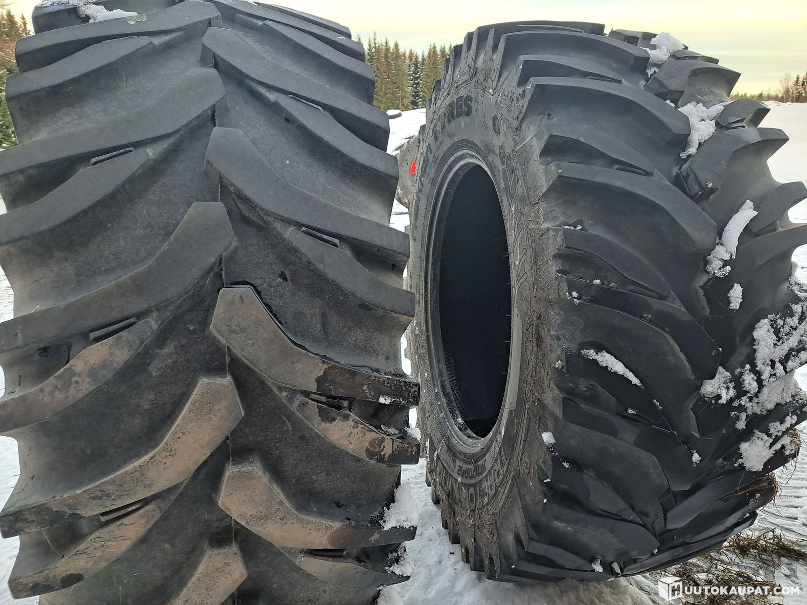 Nokia Tractor king 710/70r42 ja 600/70r30, Ylöjärvi | Huutokaupat.com