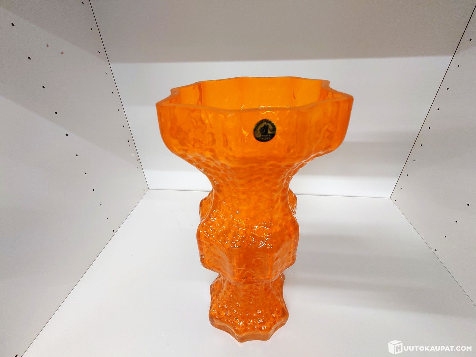 DESIGN LASI - ISO "FENOMENA" NANNY STILL, Närpiö | Huutokaupat.com