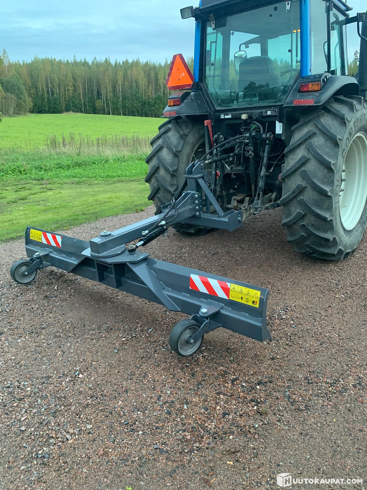 Traktorin Perälevy takalana 250cm, Kajaani | Huutokaupat.com