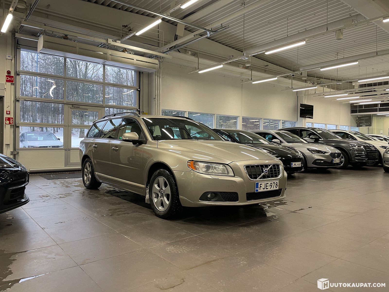 Volvo V70 *Koukku, 2x renkaat, Bliss, Tutkat*, 2009, Espoo ...