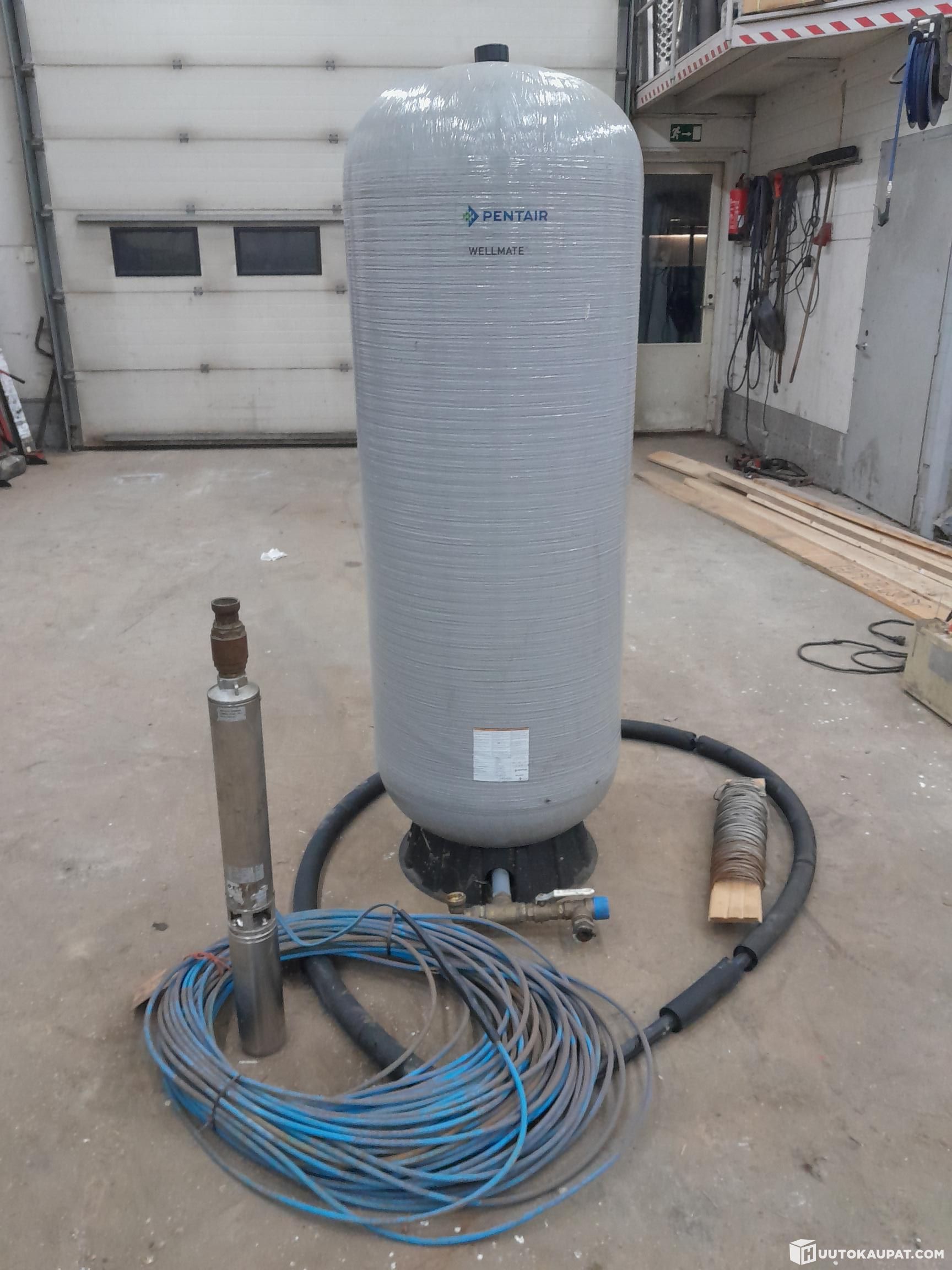 100 m borehole pump and pressure tank — 'like new', Kruunupyy ...
