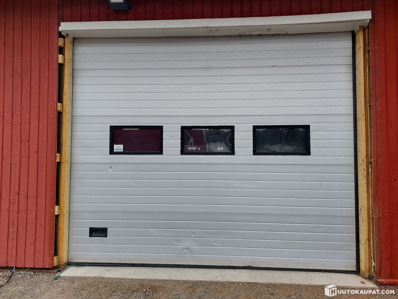 Nosto-ovi 350cm x 288cm Käytetty, Huittinen | Huutokaupat.com