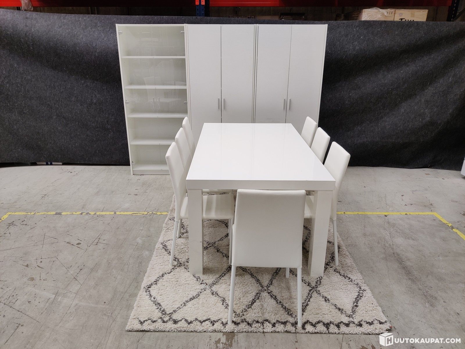 Toimistokalusteita (erä 8) Tavastia LKV Oy konkurssipesä Y-tunnus ...