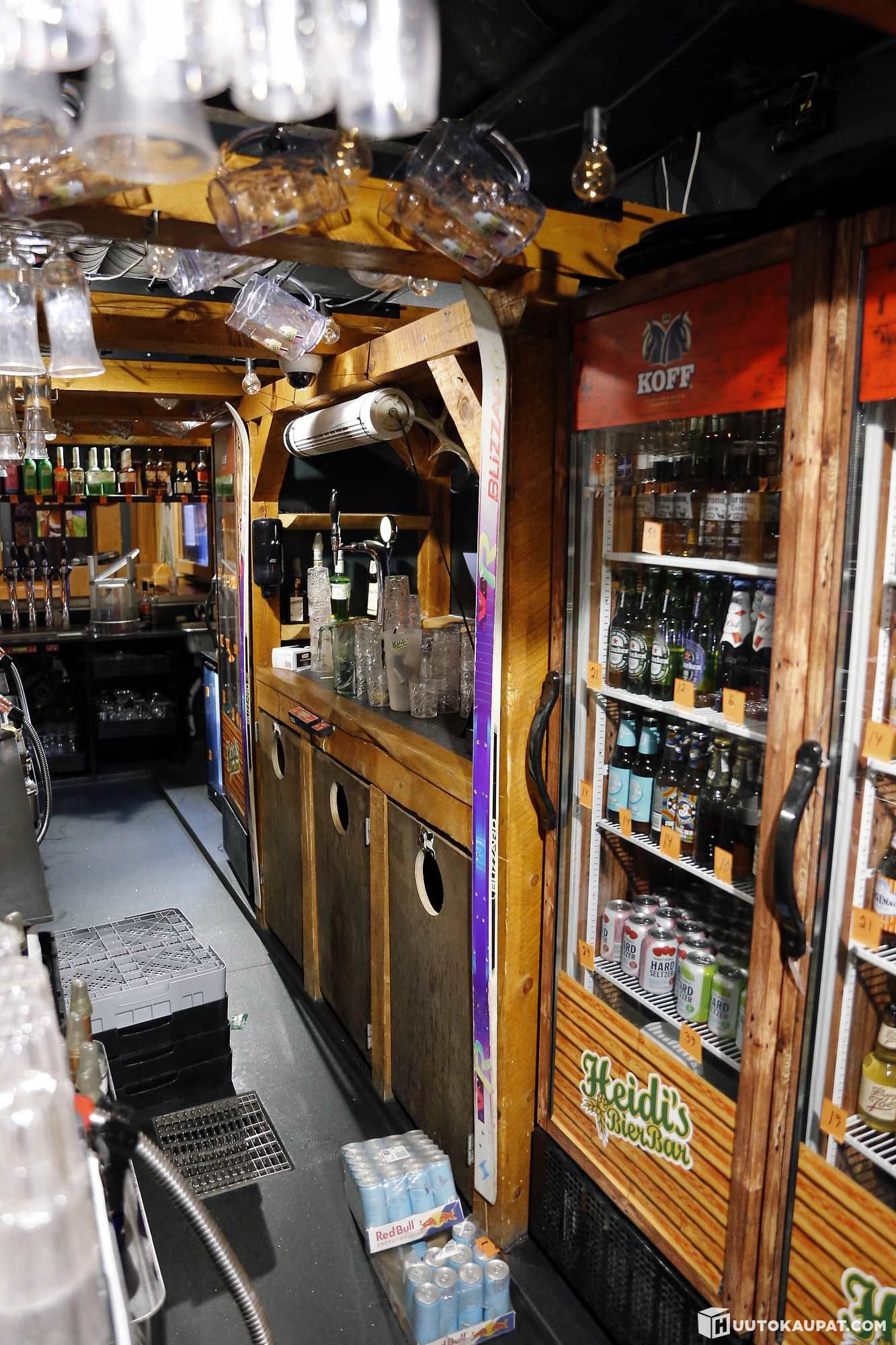 Valuable bar counter / material bank – (beams, resawn wood, etc ...