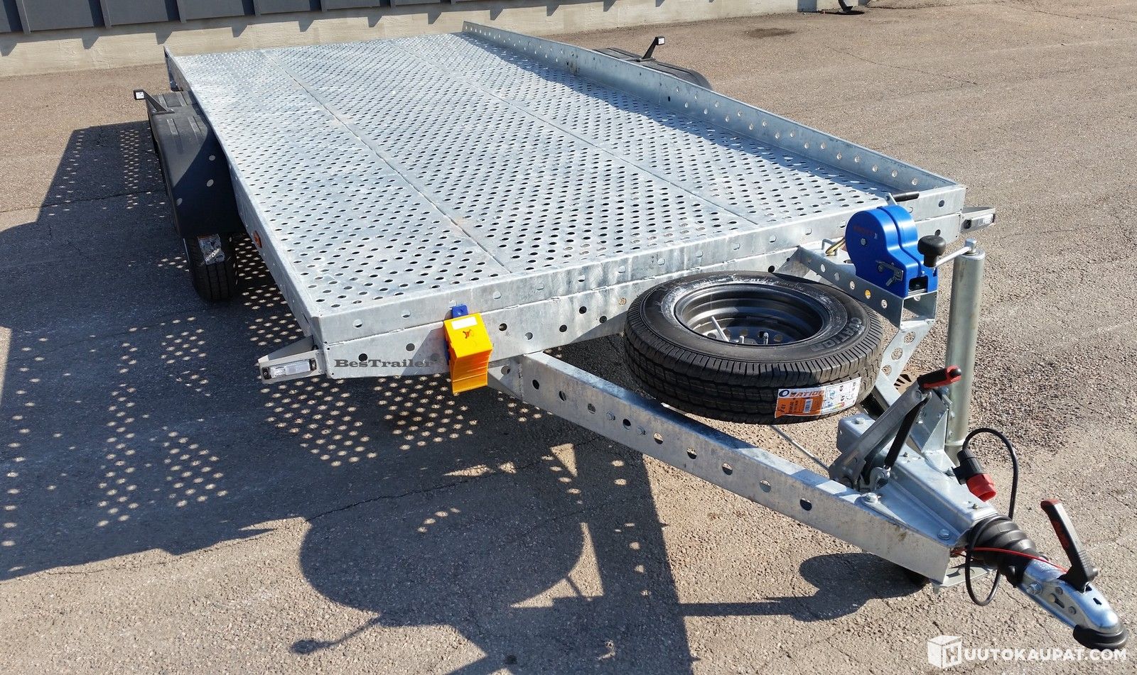 AUTOTRAILERI 3500kg! Uusi! Lähtö 0,00€!! Kuka haluaa olla voittaja ...