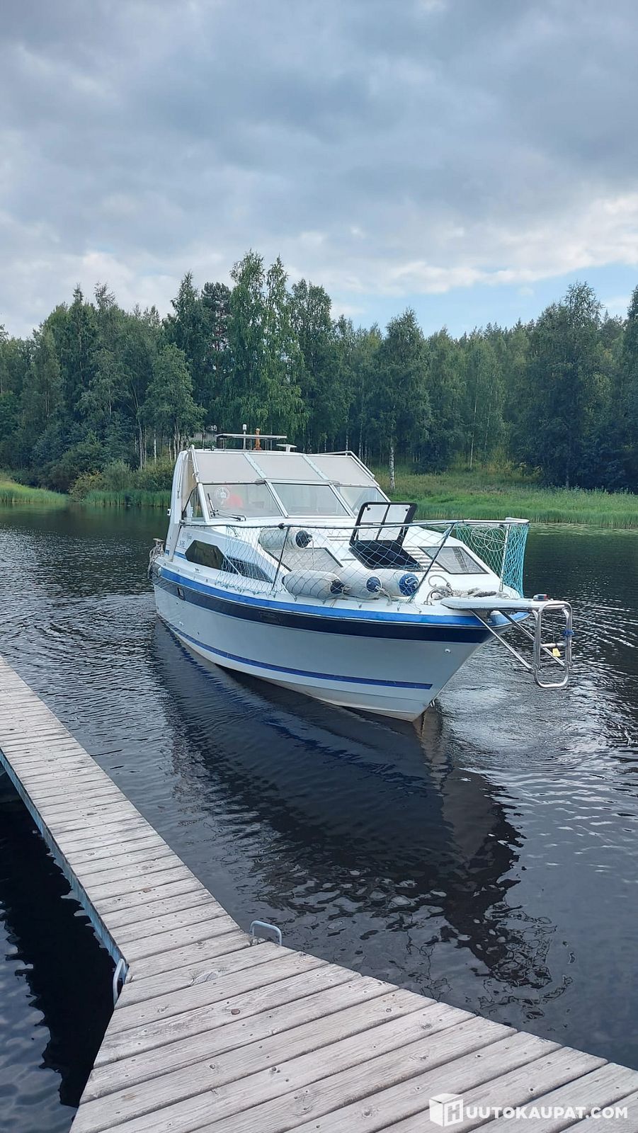 Bayliner 2550 Diesel moottorilla, Alavus | Huutokaupat.com