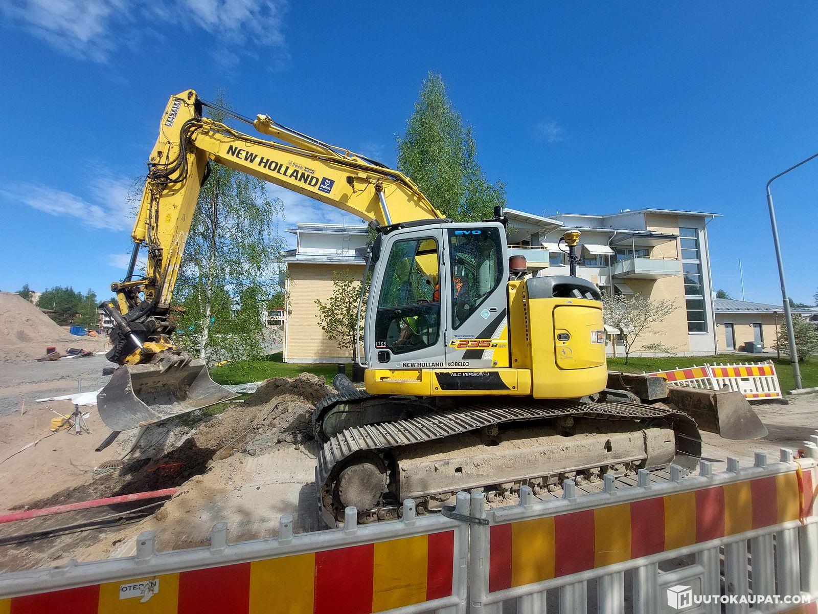 New Holland Kobelco E 235 bsr-2, 2011, Muurame | Huutokaupat.com