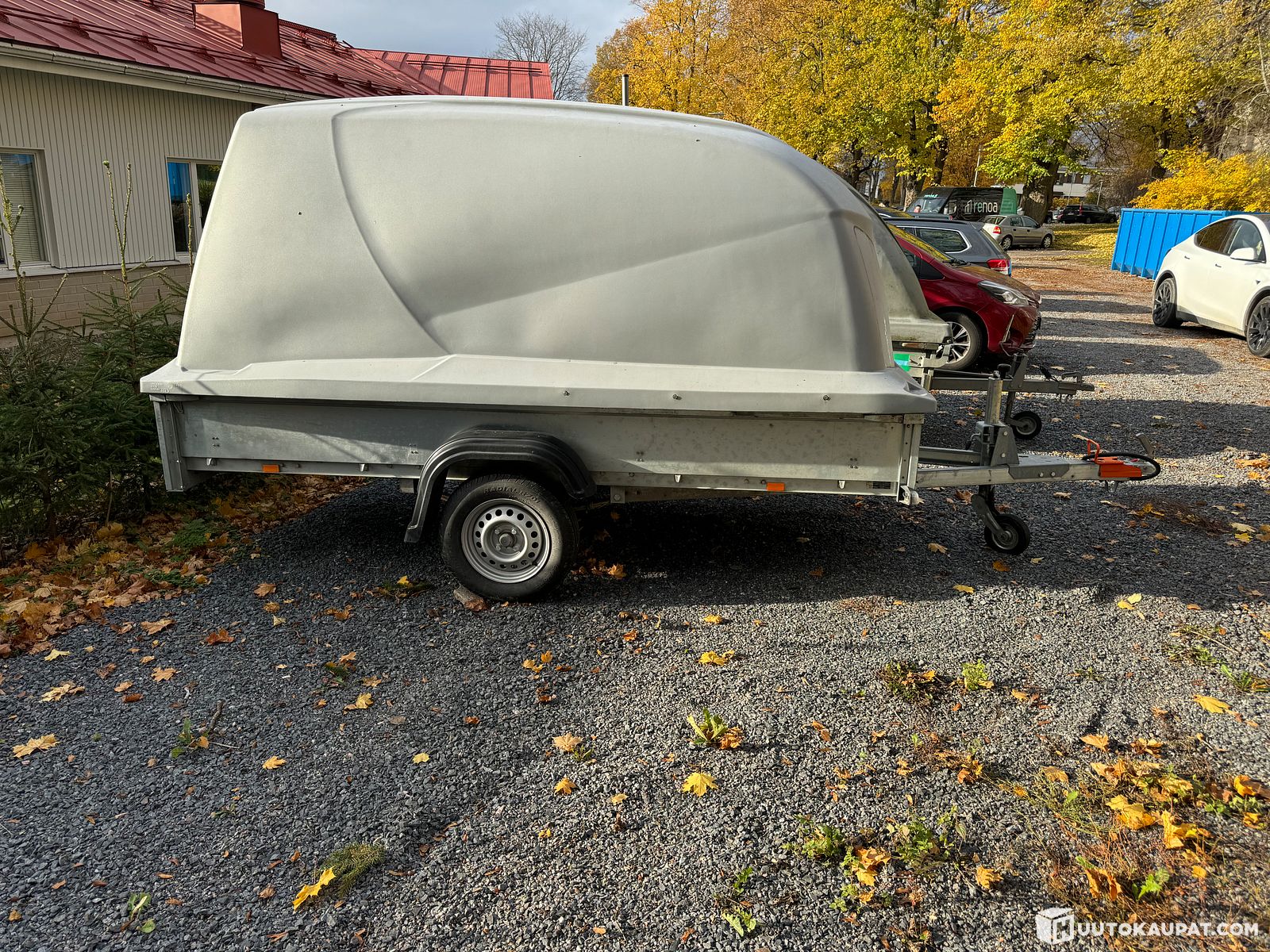 Juncar perävaunu kuomulla, Tampere | Huutokaupat.com