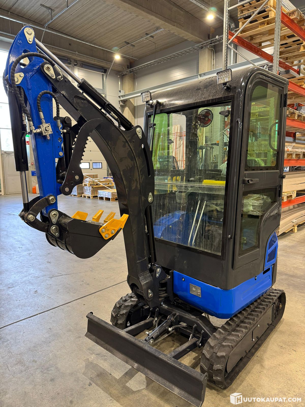 UUSI Cartiwell 1,5T Minikaivinkone hytillä, hydraulisella joystick ...