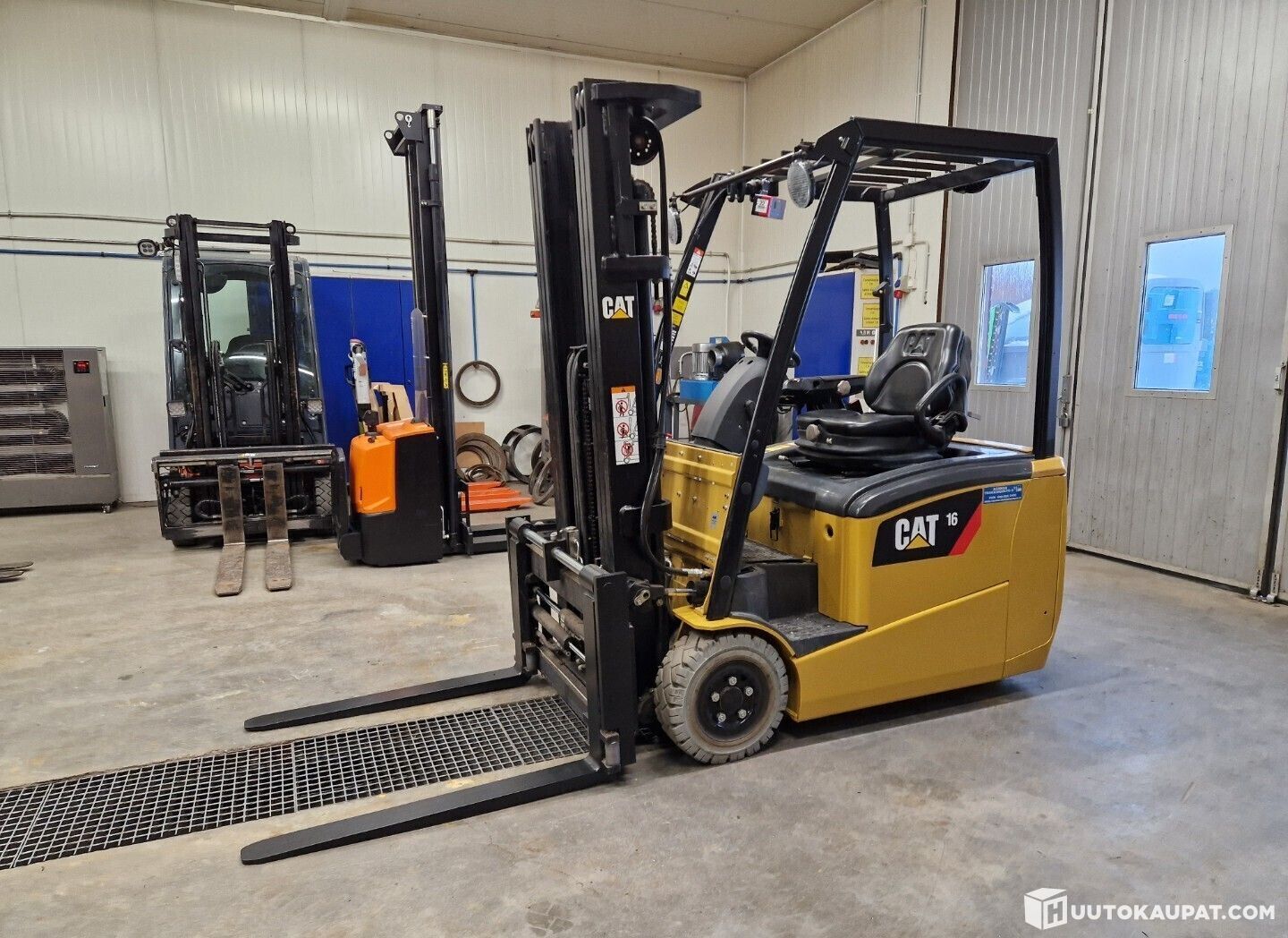 Cat EP16ACNT sähkötrukki, vm. 2013 (tunnit vain 2079 h), Hattula ...