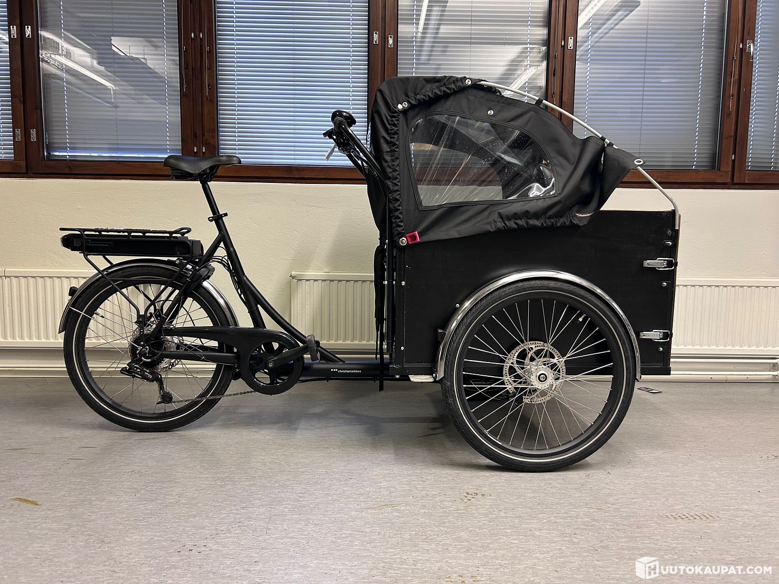 Christiania Bikes Light E - cargo pyörä, Helsinki | Huutokaupat.com
