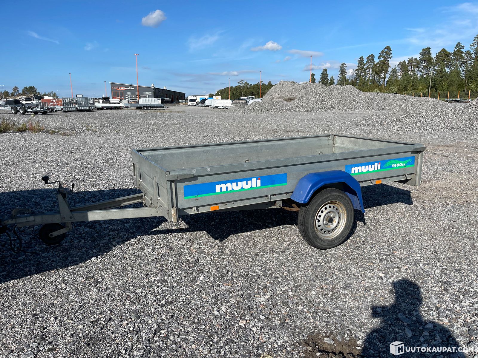 MUULI PERÄKÄRRY KIPILLÄ ENITEN TARJOAVALLE!, Masku | Huutokaupat.com