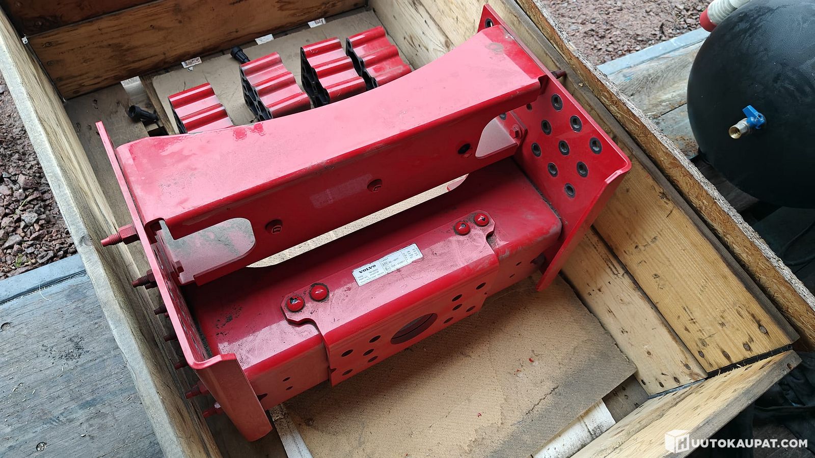 Volvo vetopalkki TM190/63 + poskilevyt, Lieto | Huutokaupat.com