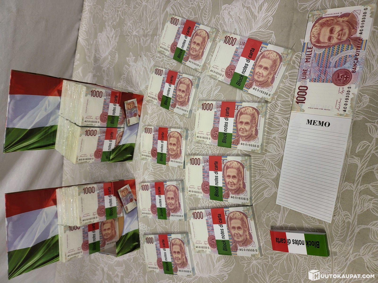 Iso erä Turkin Liira muistilehtiöitä, Tampere | Huutokaupat.com