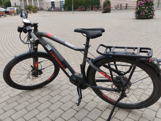 Helkama SE10 10v 28″ **UUSI SÄHKÖPYÖRÄ**, Hämeenlinna | Huutokaupat.com