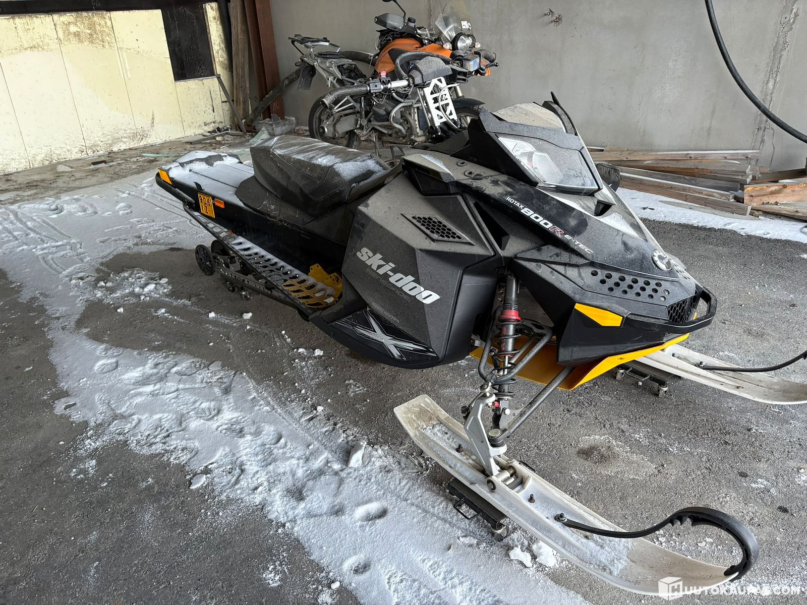 Ski-Doo MXZ Renegade X 800R E-TEC, 2011, Petäjävesi | Huutokaupat.com