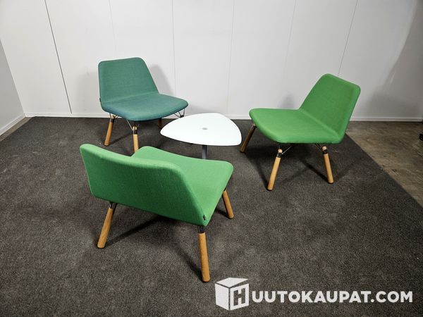 Aularyhmä kolmelle, Johansson Design nojatuoleilla. A3450, Vantaa ...