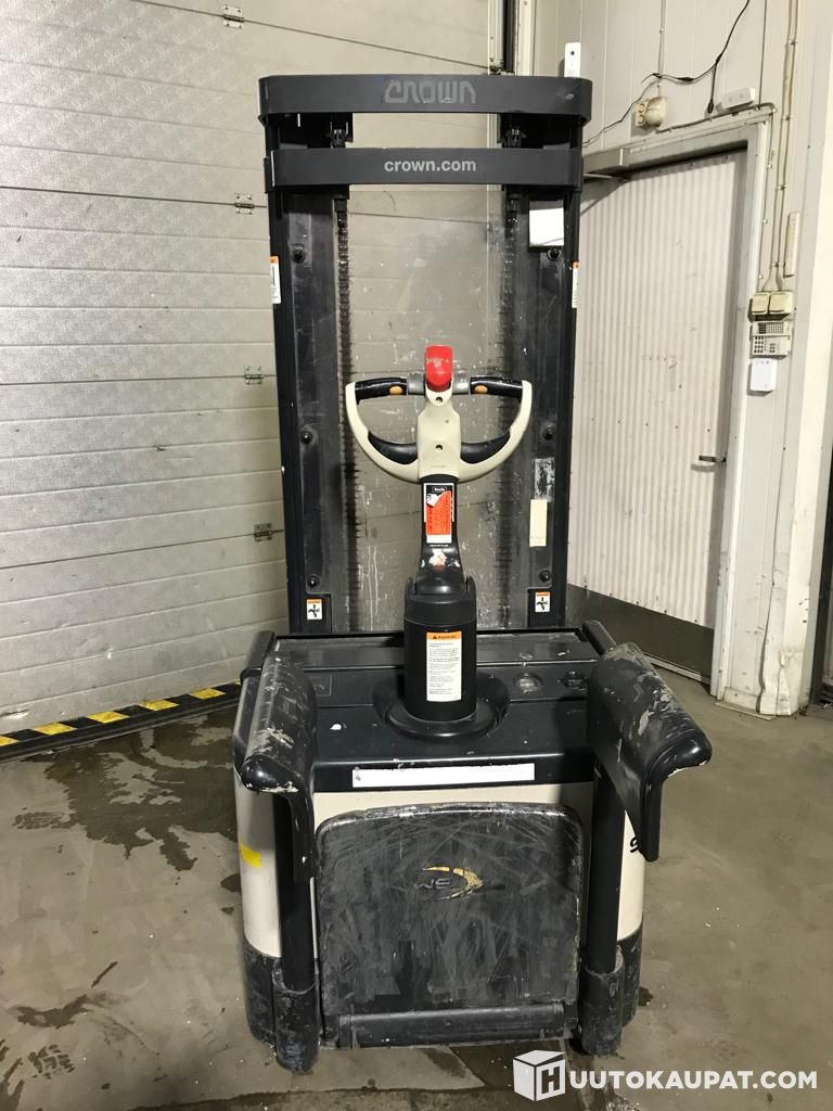 Crown WE2300 (3000mm/1250kg) pinkkari, 2007, Tuusula | Huutokaupat.com