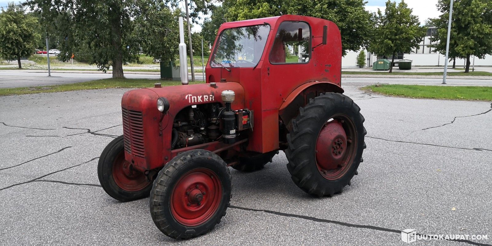 Takra TR2 traktori, 1954, Salo | Huutokaupat.com