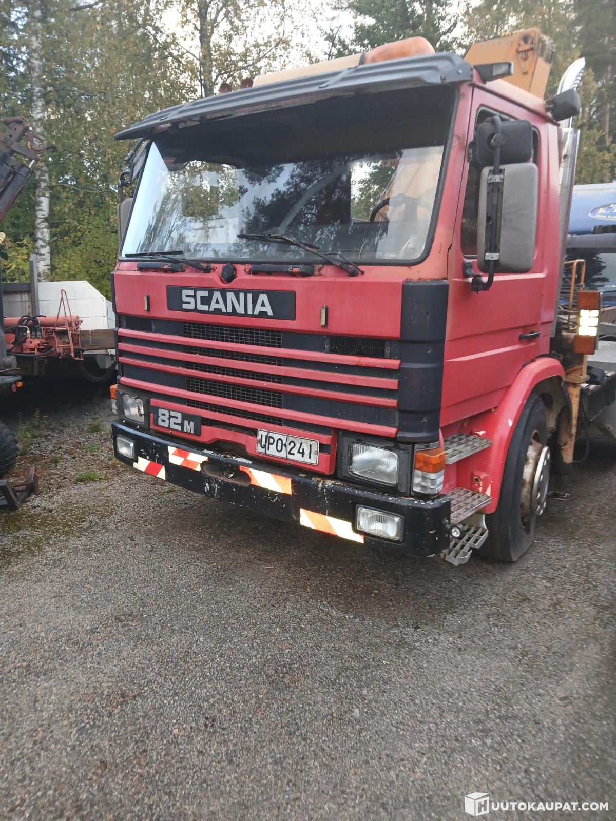 Scania 82M Nosturilla ja vaijerilaitteilla., 1982, Jyväskylä | Huutokaupat.com